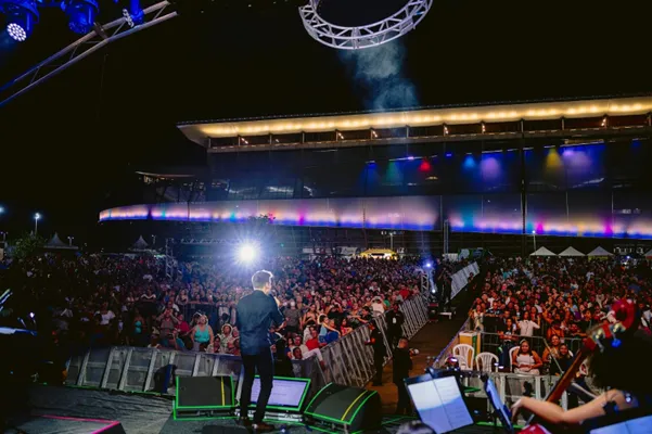 Com Michel Teló no palco, Energisa comemora 120 anos em grande estilo ...